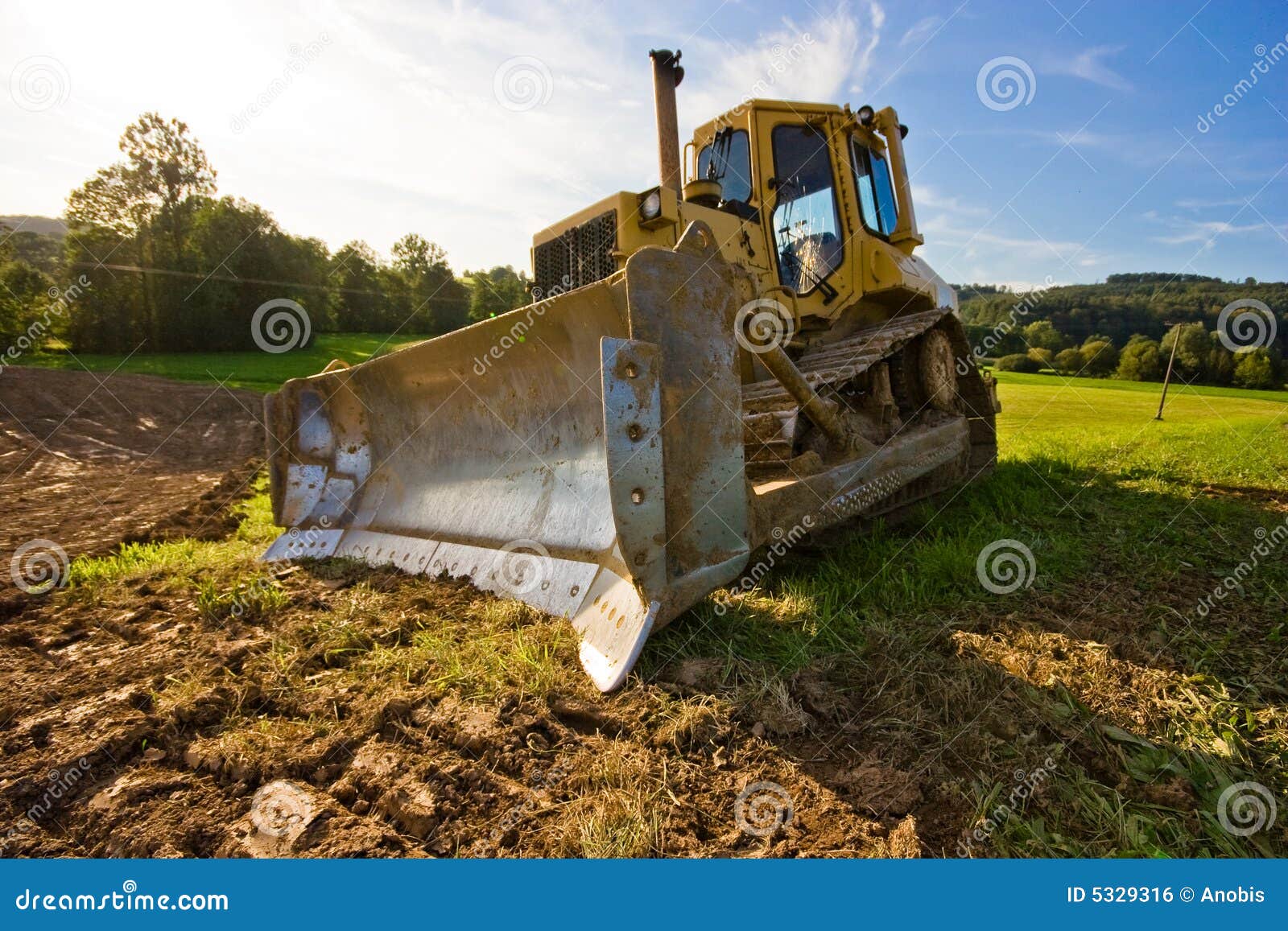 Bulldozer stock photo. Image of earth, earthmover, excavating - 5329316