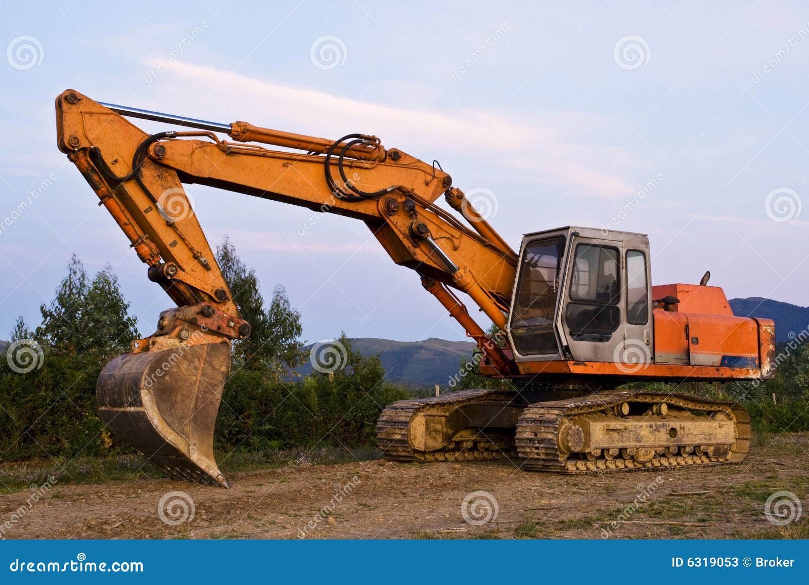 Bulldozer stock image. Image of machinery, machine, hydraulic - 6319053