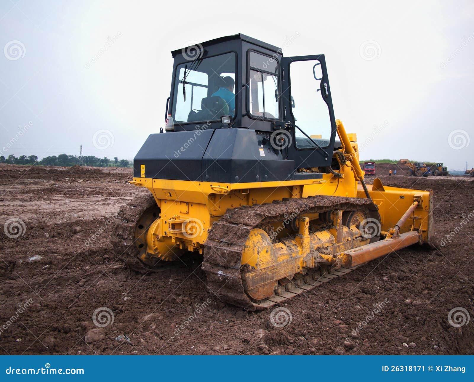 Bulldozer in Construction stock image. Image of spattered - 26318171