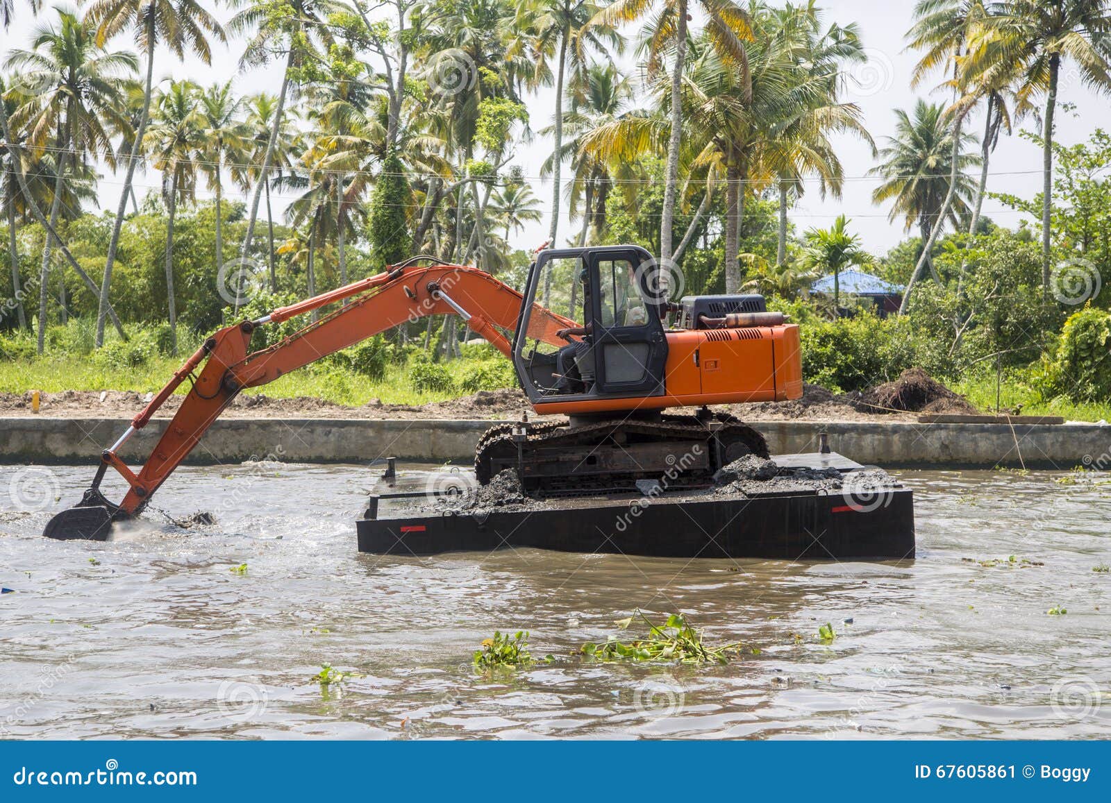 Bulldozer in Kerala, India editorial photo. Image of lakes - 67605861
