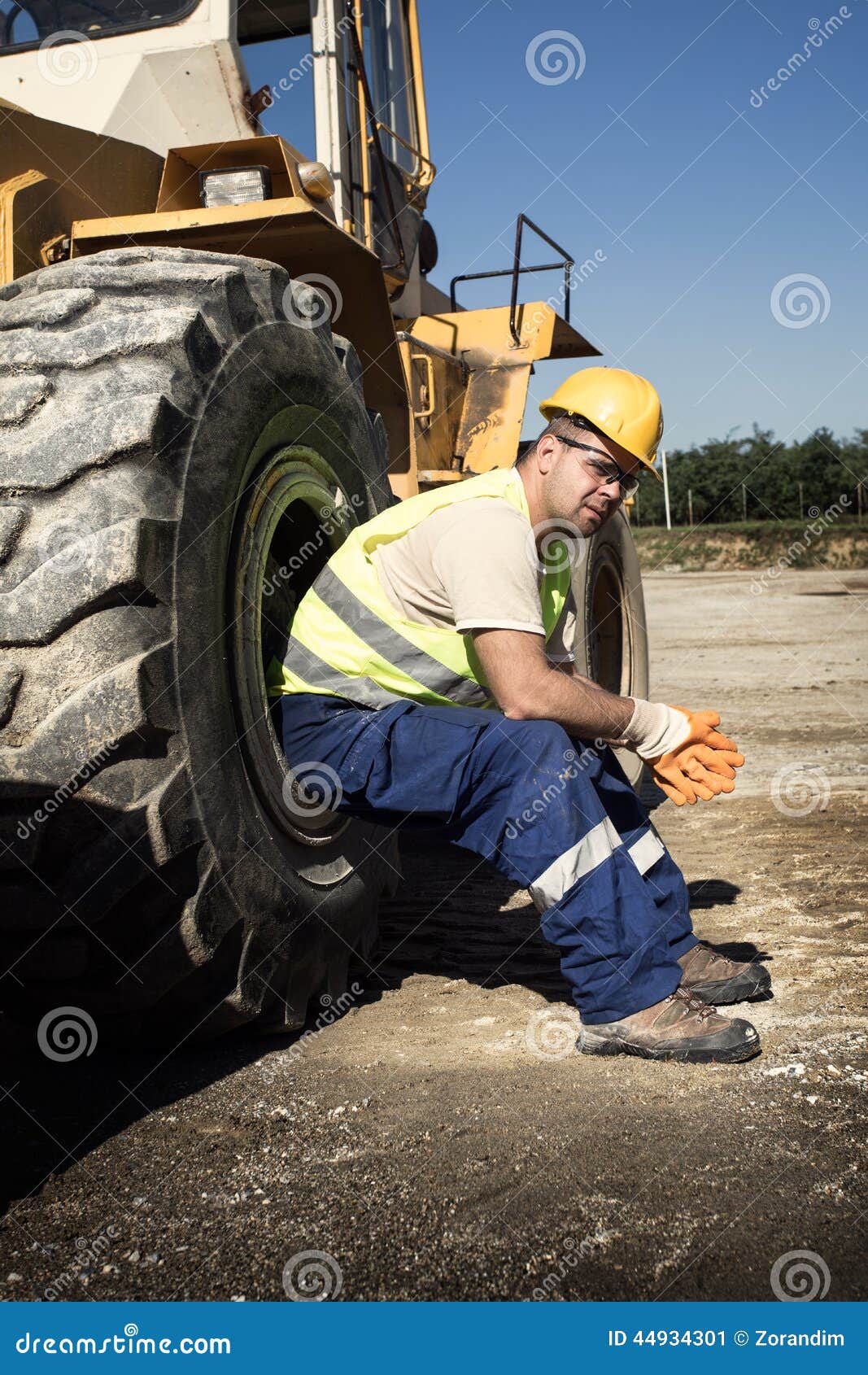 Bulldozer operator stock image. Image of engineer, site - 44934301