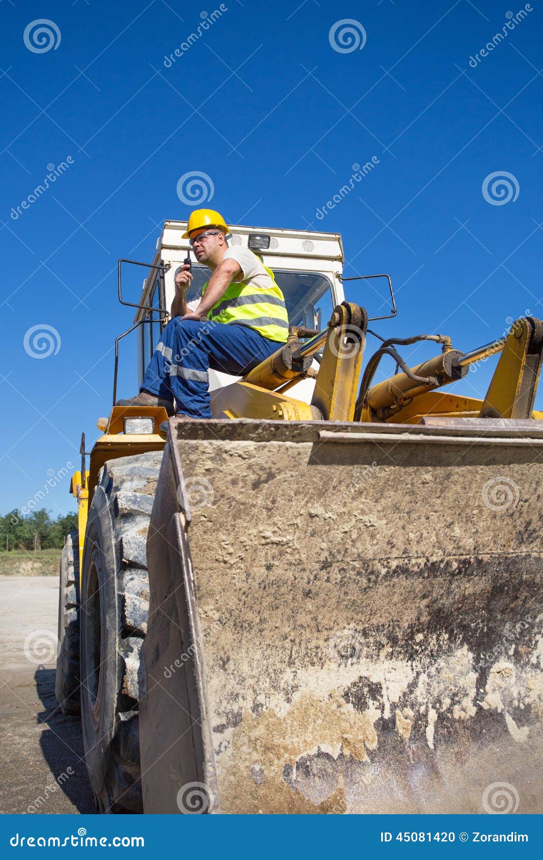 Bulldozer operator stock photo. Image of road, workplace - 45081420