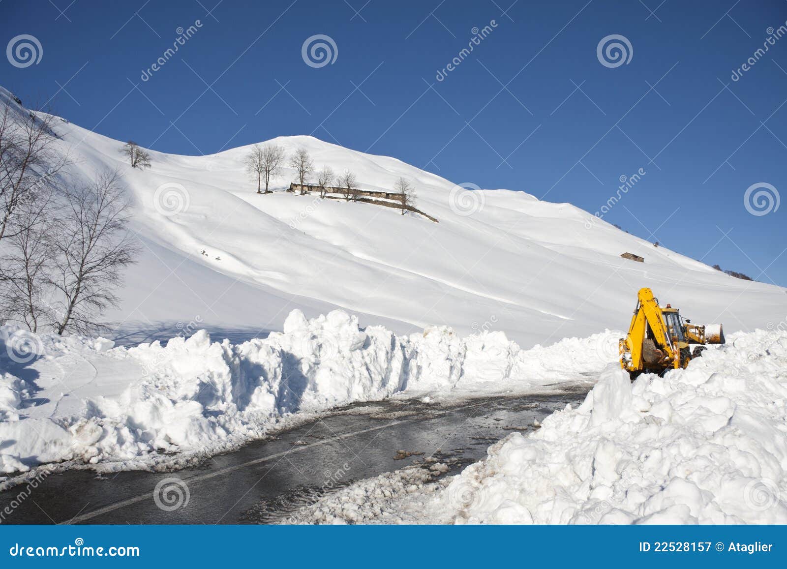 Bulldozer for snow removal stock image. Image of january - 22528157