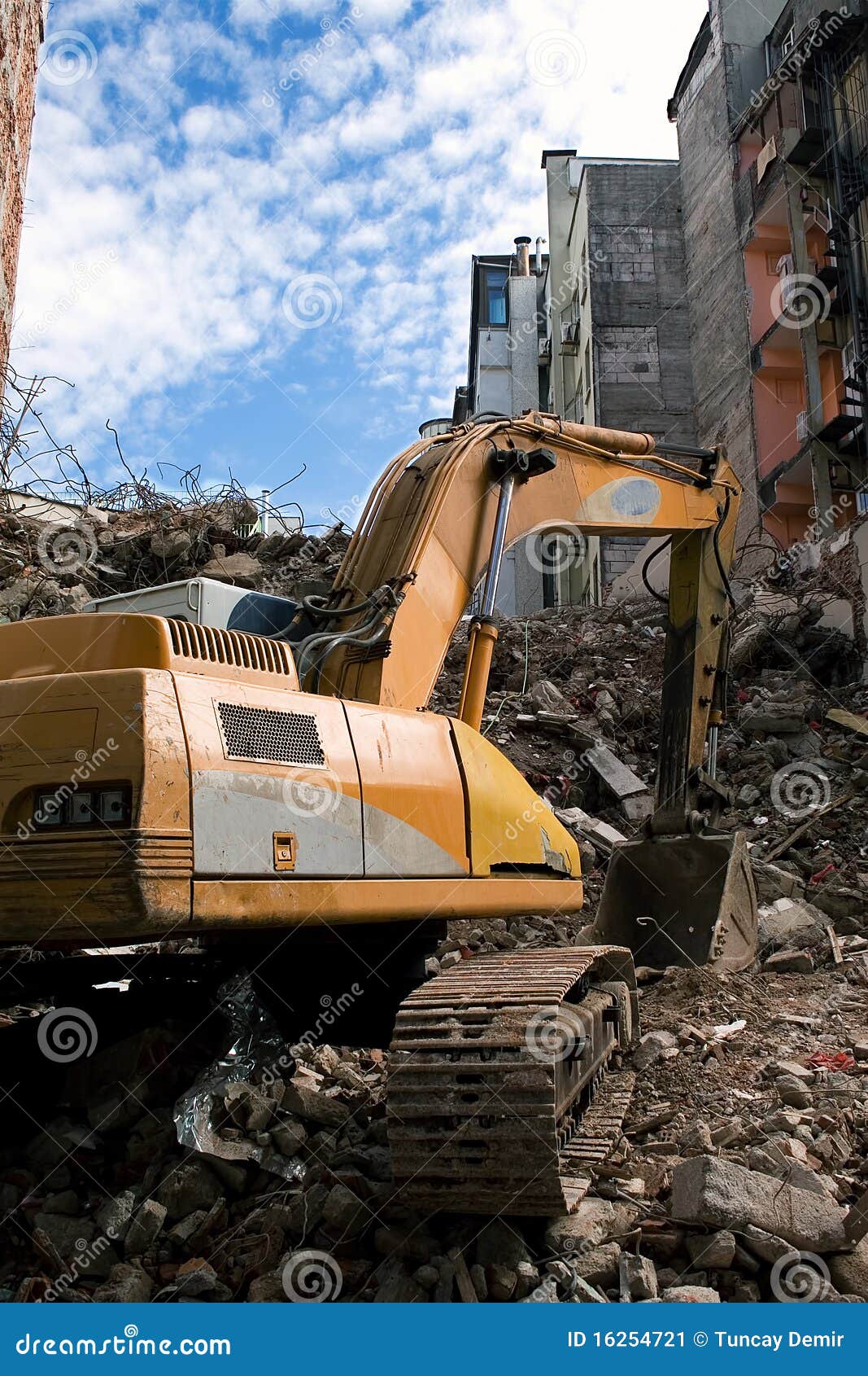 Bulldozer at work stock image. Image of development, caterpiller - 16254721