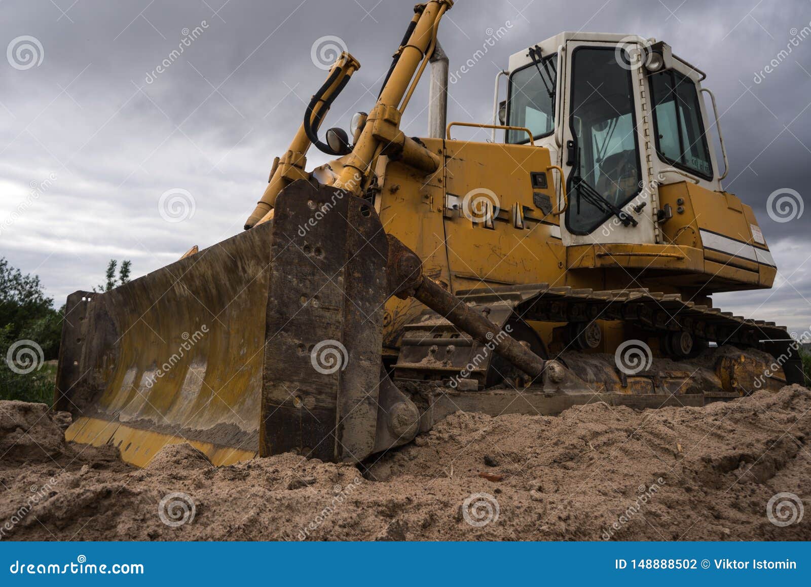Bulldozer at work stock photo. Image of digger, shovel - 148888502
