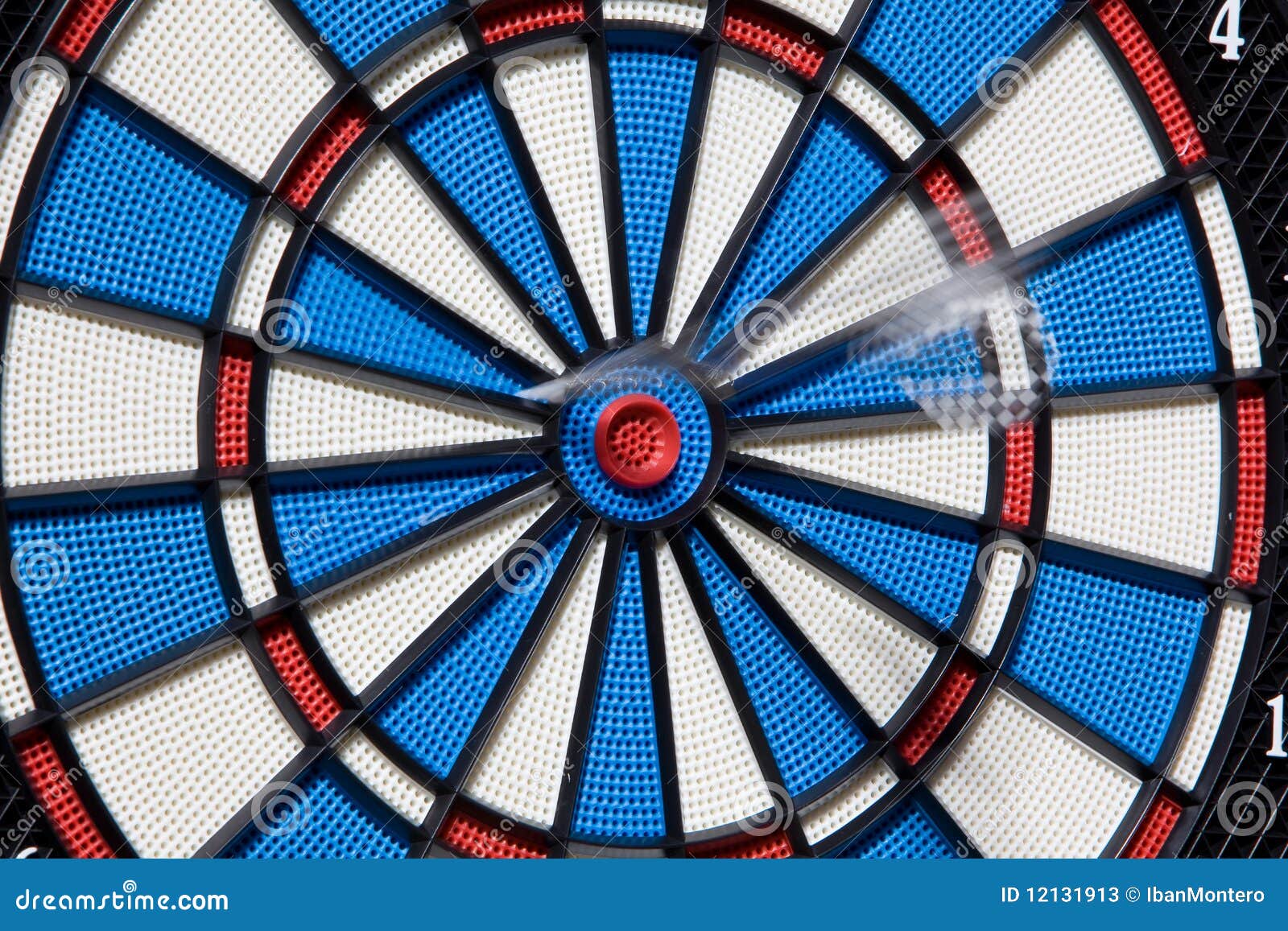 Bullseye success stock image. Image of iconic, game, darts - 12131913
