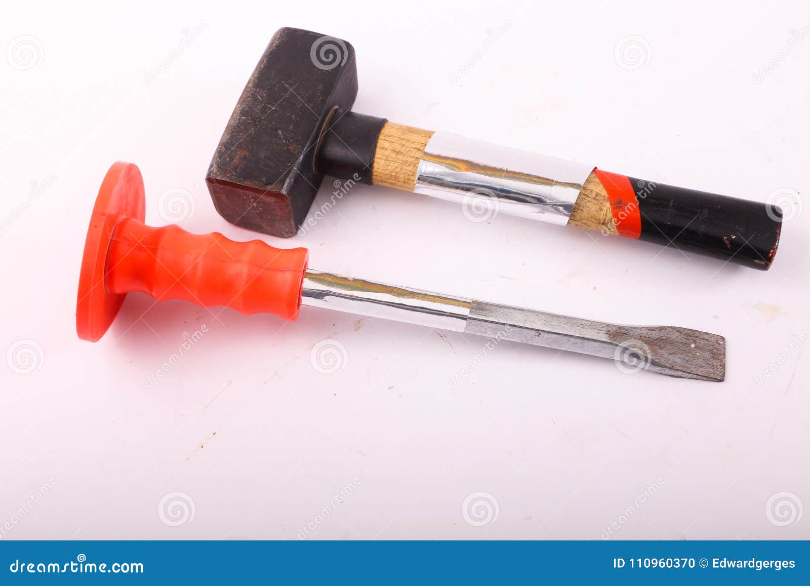 Bulta och skruvmejseln arkivfoto. Bild av reparation - 110960370
