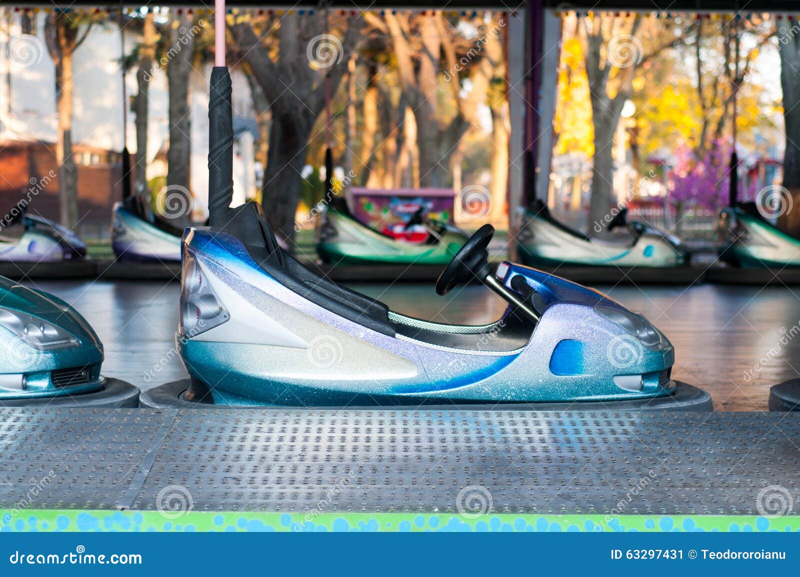 113 Bumping Cars Stock Photos - Free & Royalty-Free Stock Photos from ...