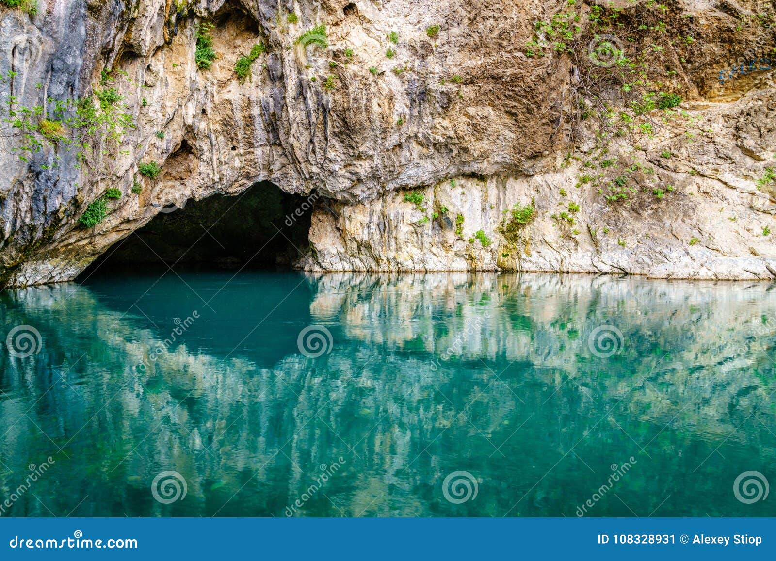 Buna River Spring stock image. Image of cliff, travel - 108328931