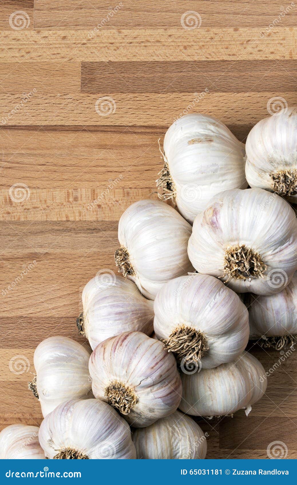Bunch of garlic stock image. Image of closeup, bulb, board - 65031181