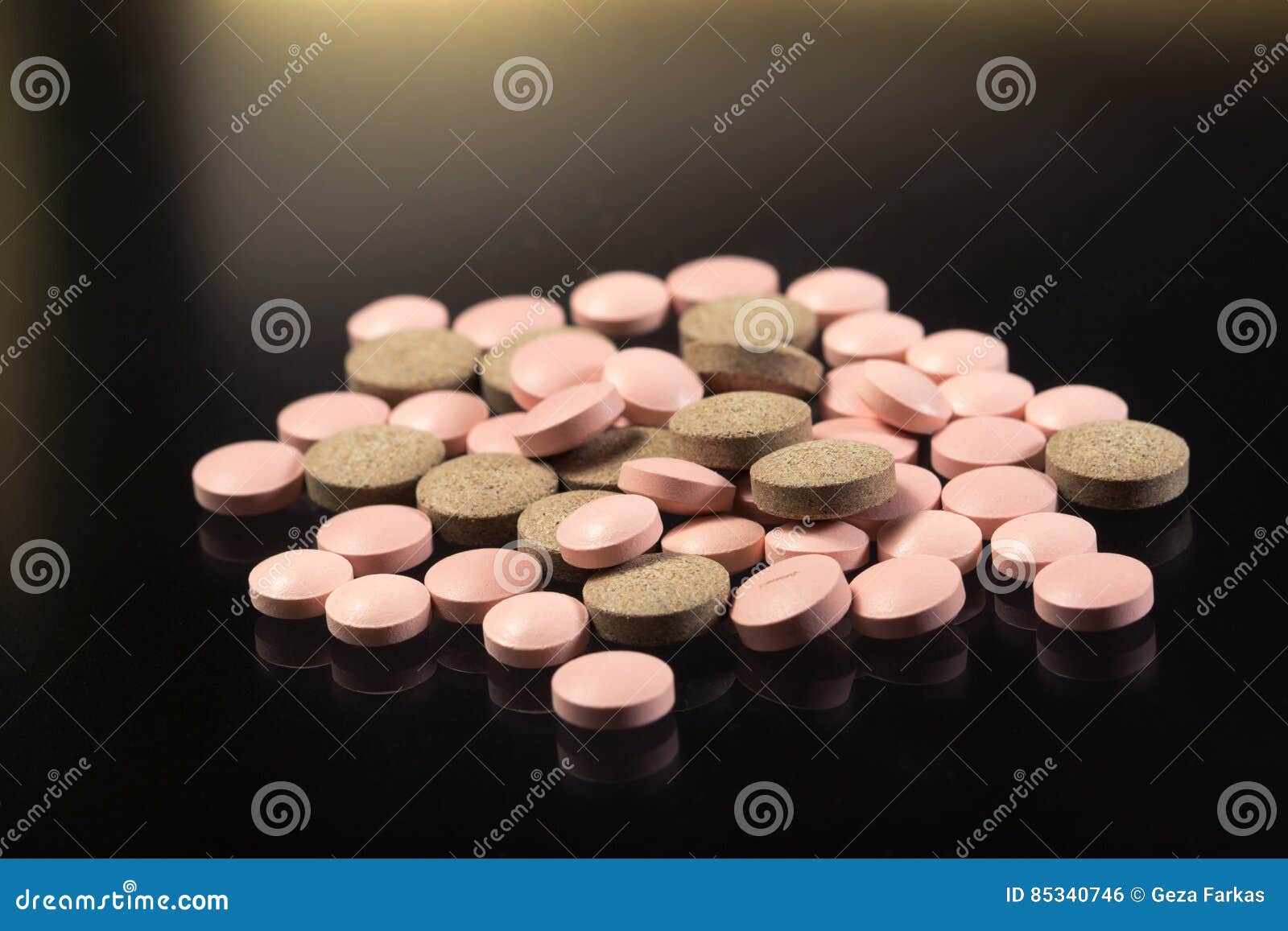 Bunch of Painkiller Tablets Stock Photo - Image of simple, pile: 85340746