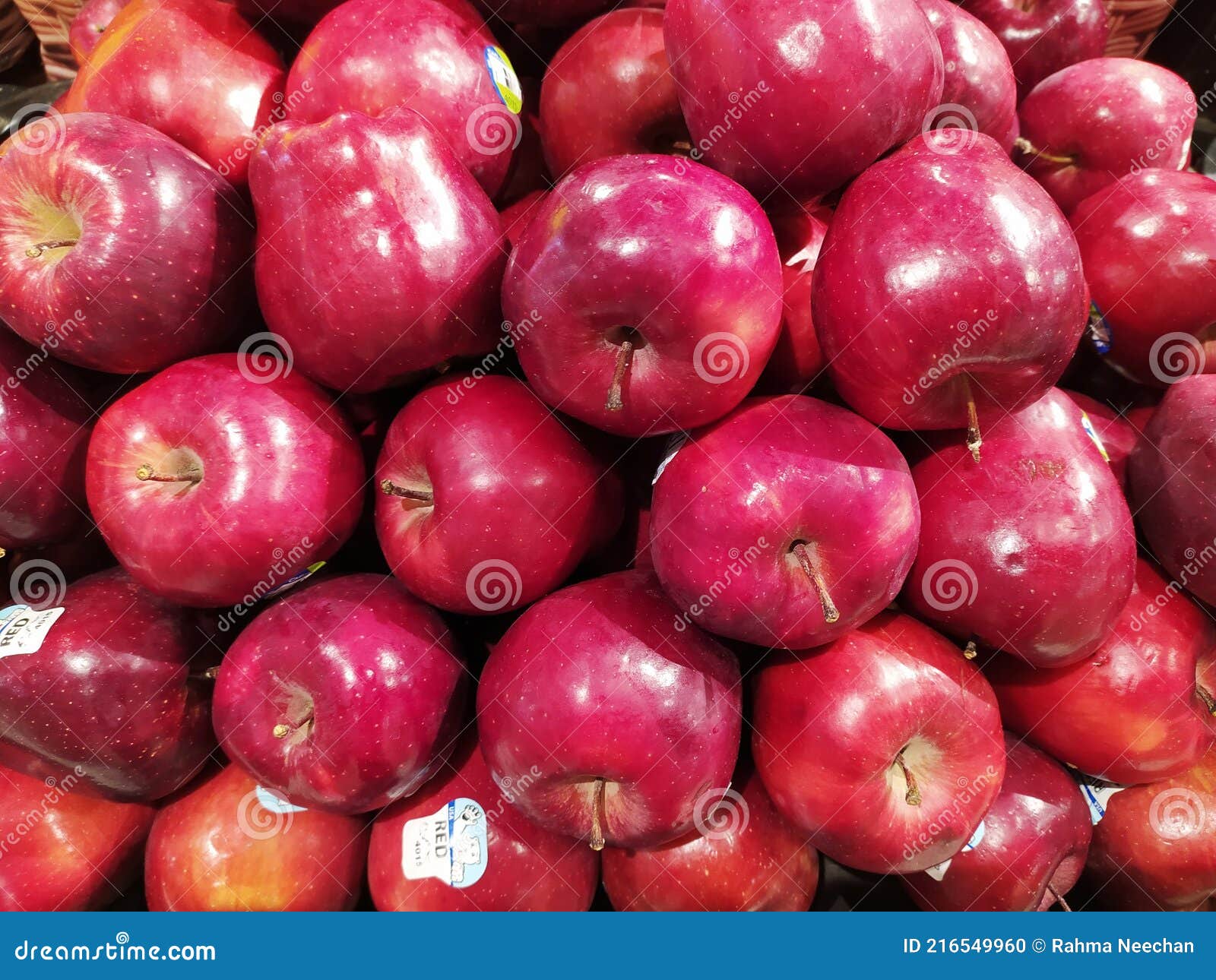 A Bunch of Queen Apple editorial image. Image of dessert - 216549960