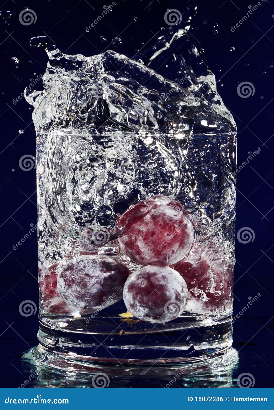 Bunch of Red Grapes Falling Down in Water Stock Photo - Image of food ...
