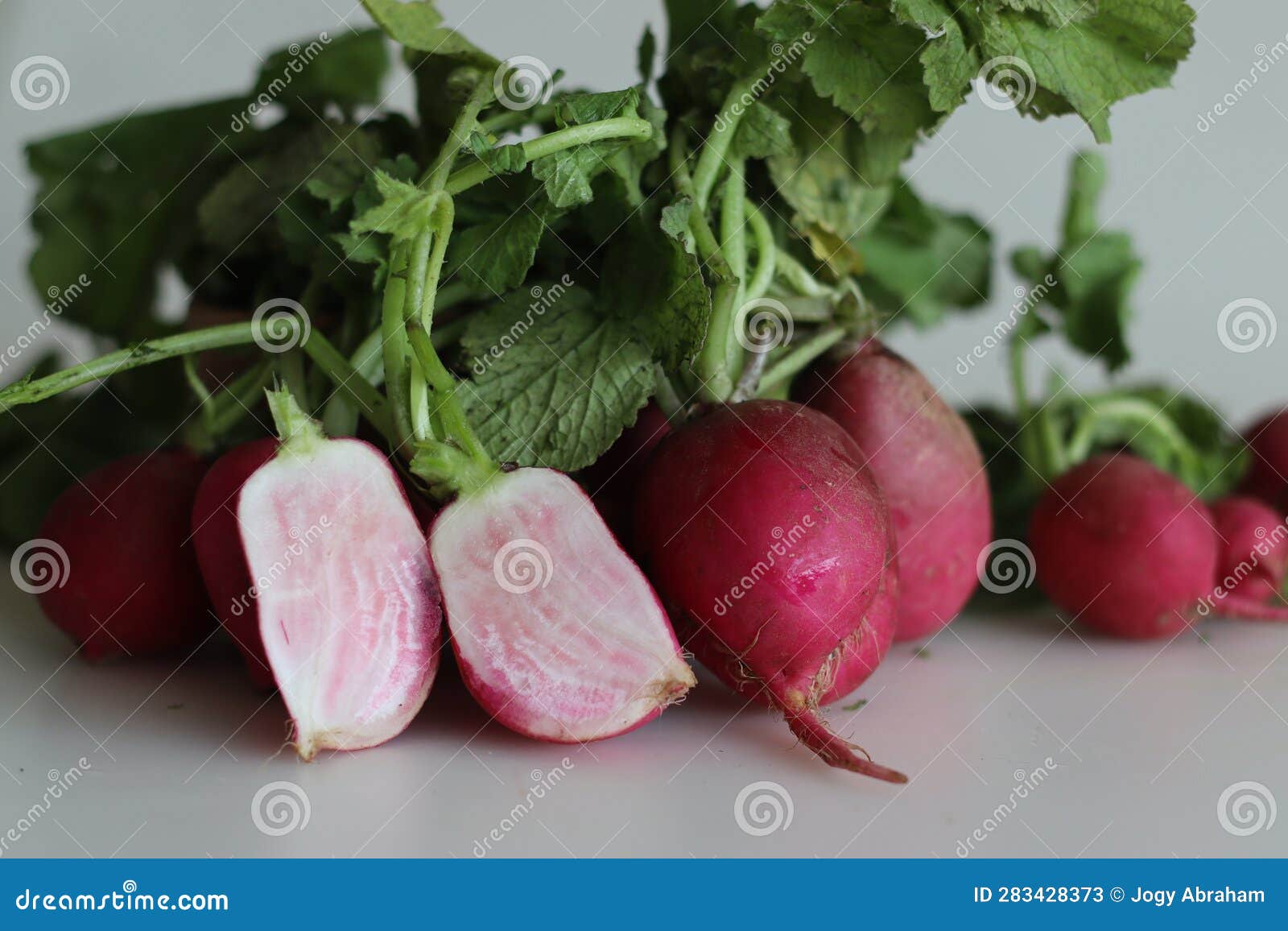 A Bunch of Red Radishes, Also Known As Table Radishes Stock Image ...