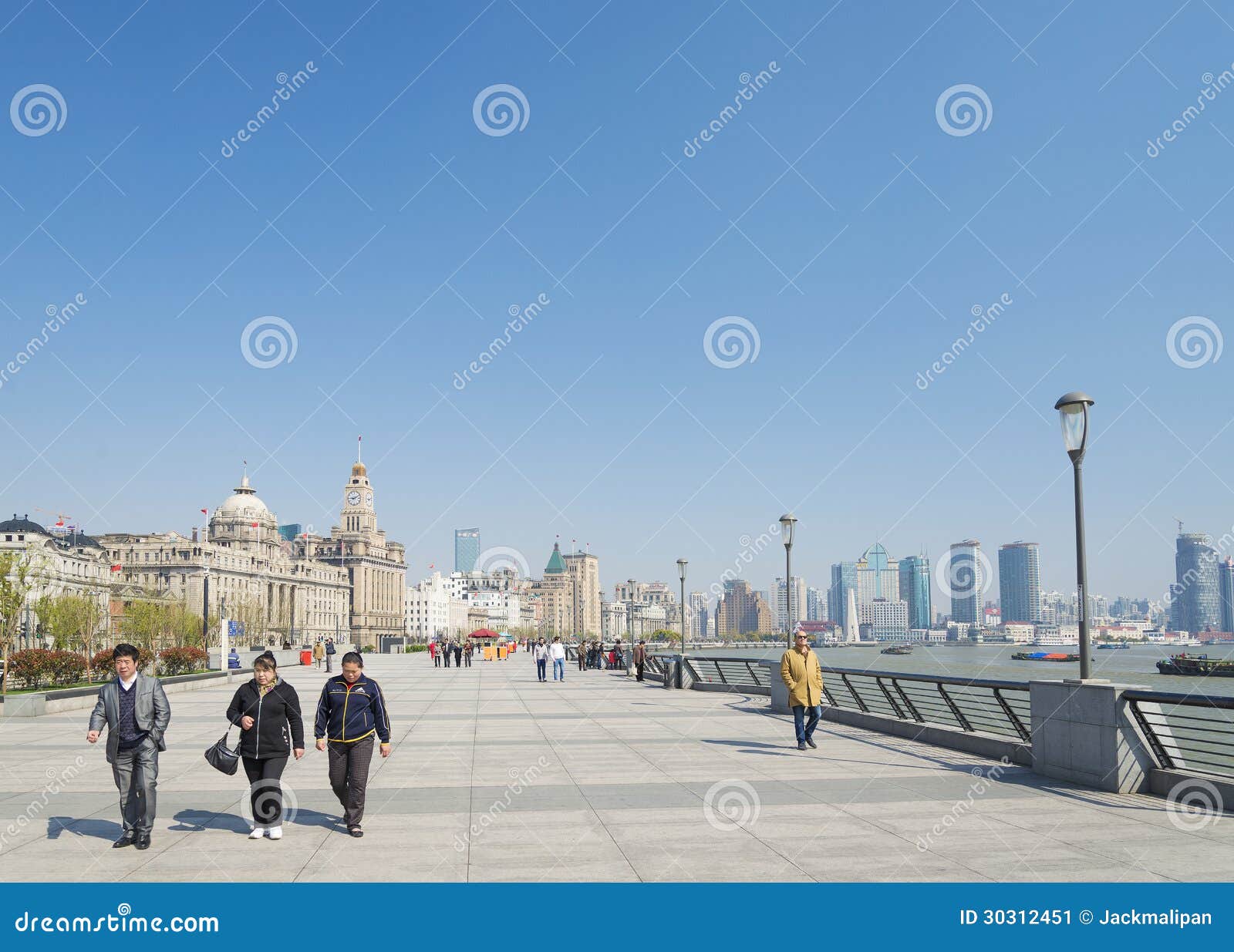 The bund in shanghai china editorial photo. Image of scenic - 30312451