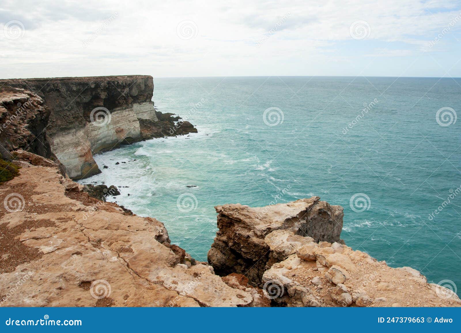 Bunda Cliffs stock image. Image of coast, south, water - 247379663