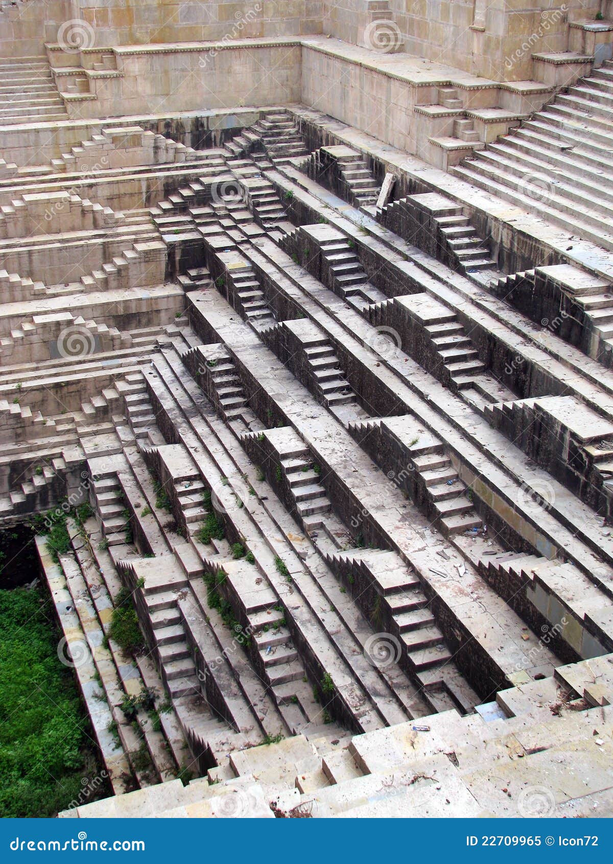 Bundi, India: Amazing Medieval Stepwell. Stock Image - Image of ...
