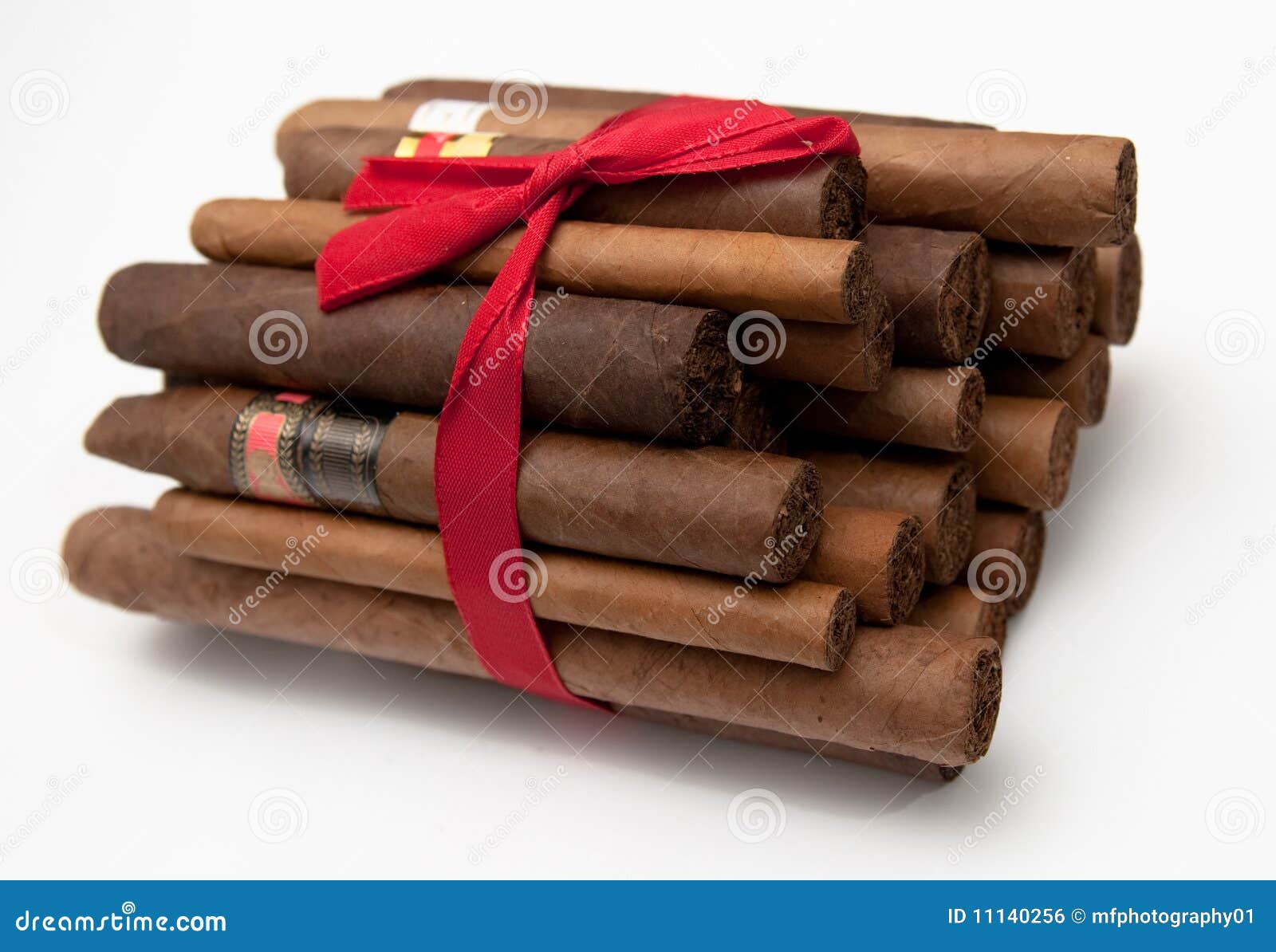Bundle cigars 1 stock photo. Image of brown, hand, curing - 11140256