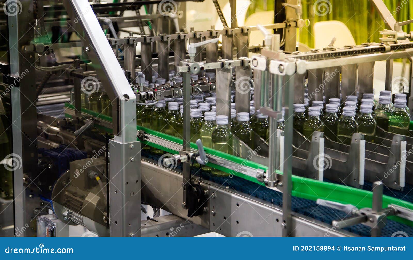Bundle Shrink Packaging Wrapping Machine Stock Photo - Image of ...