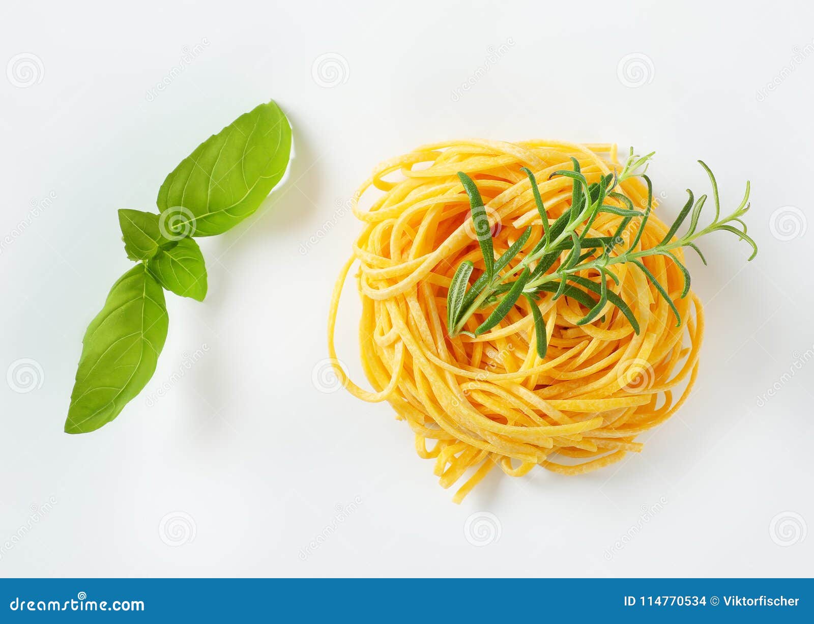 Bundle of spaghetti pasta stock photo. Image of pasta - 114770534