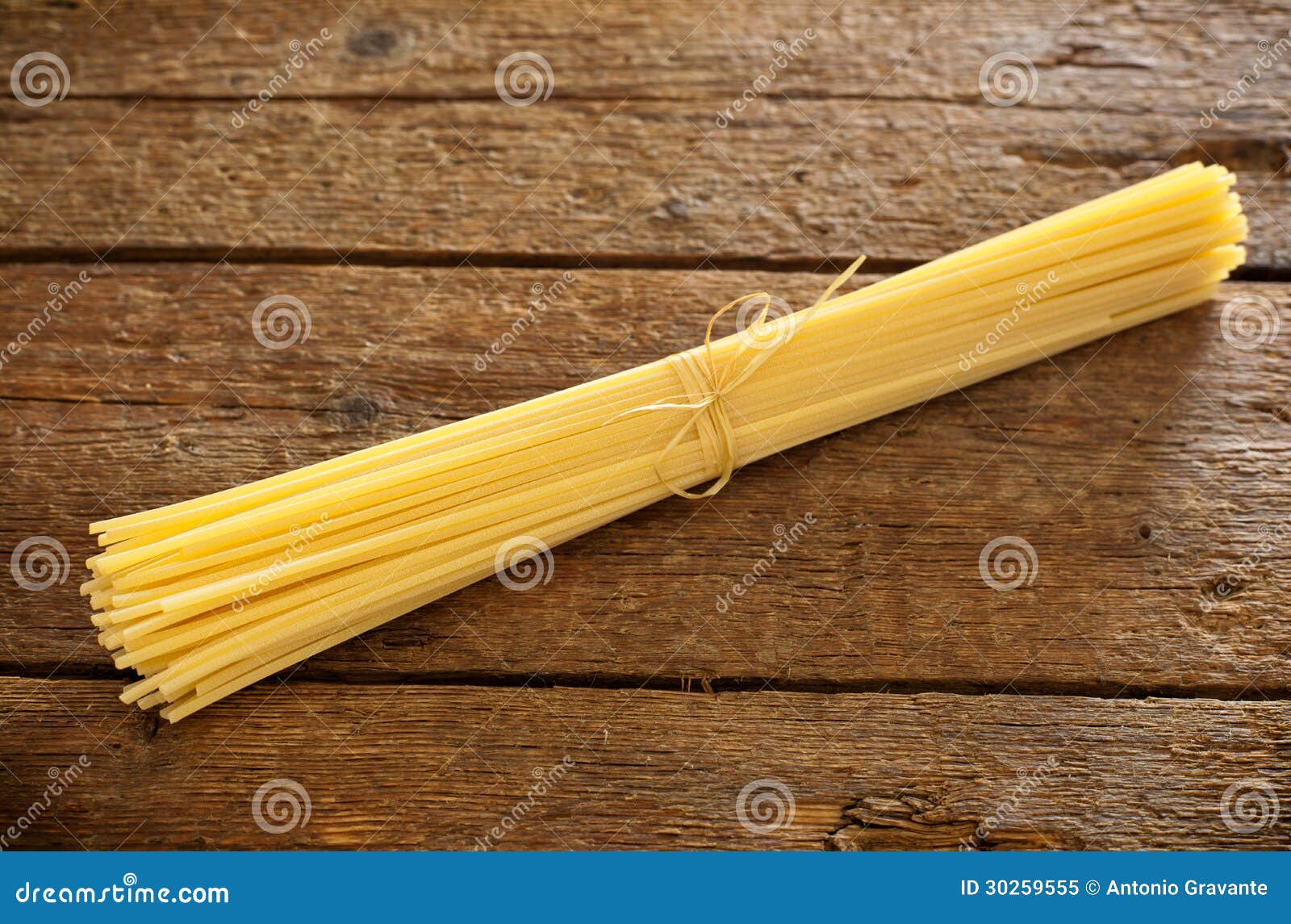 Bundle of spaghetti stock image. Image of element, ingredient - 30259555