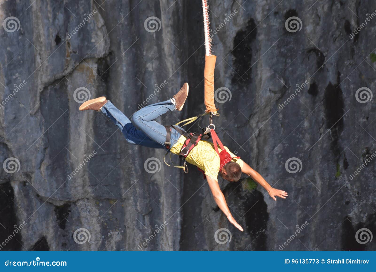 Bungee jump in a cave stock image. Image of adrenaline - 96135773