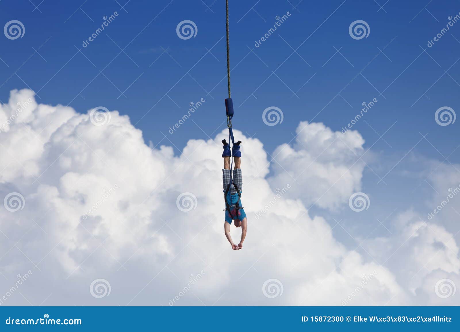Bungee Jumping editorial image. Image of outdoor, jumper - 15872300