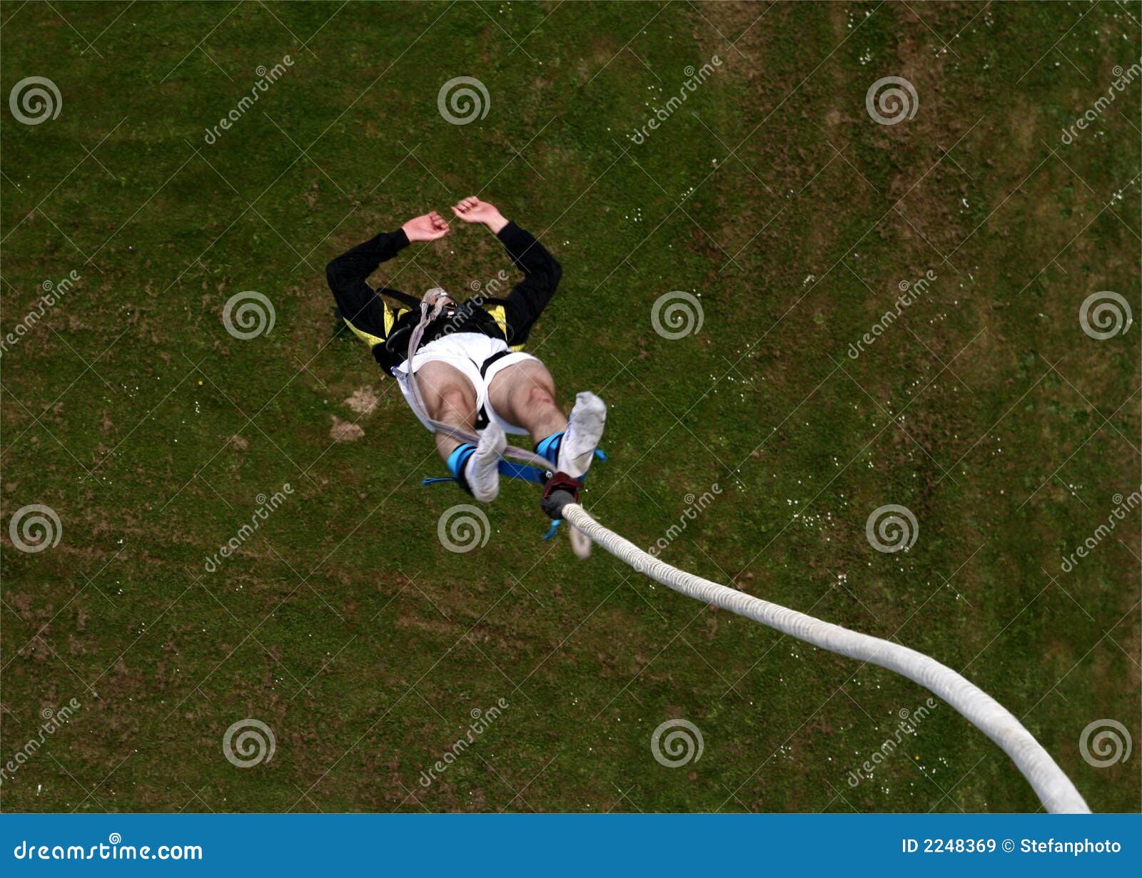 Bungee-jumping stock image. Image of jumping, sport, grass - 2248369