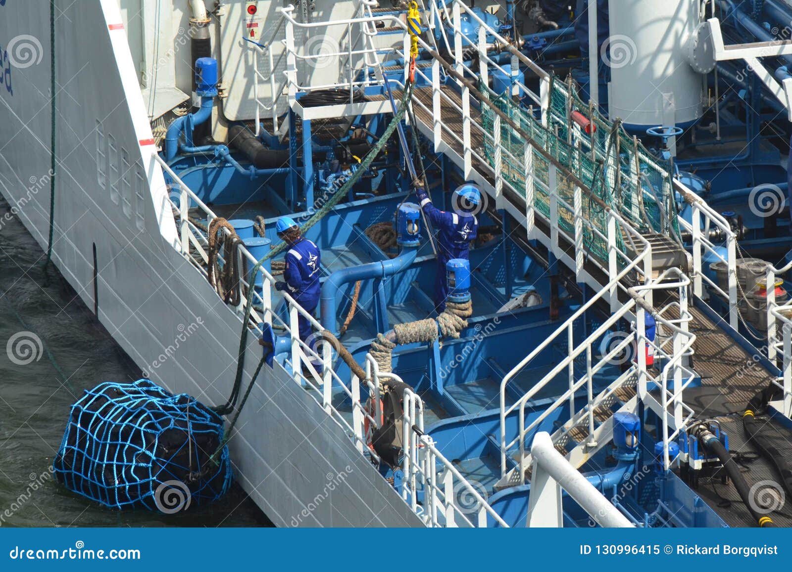 Bunker ship editorial image. Image of ship, container - 130996415