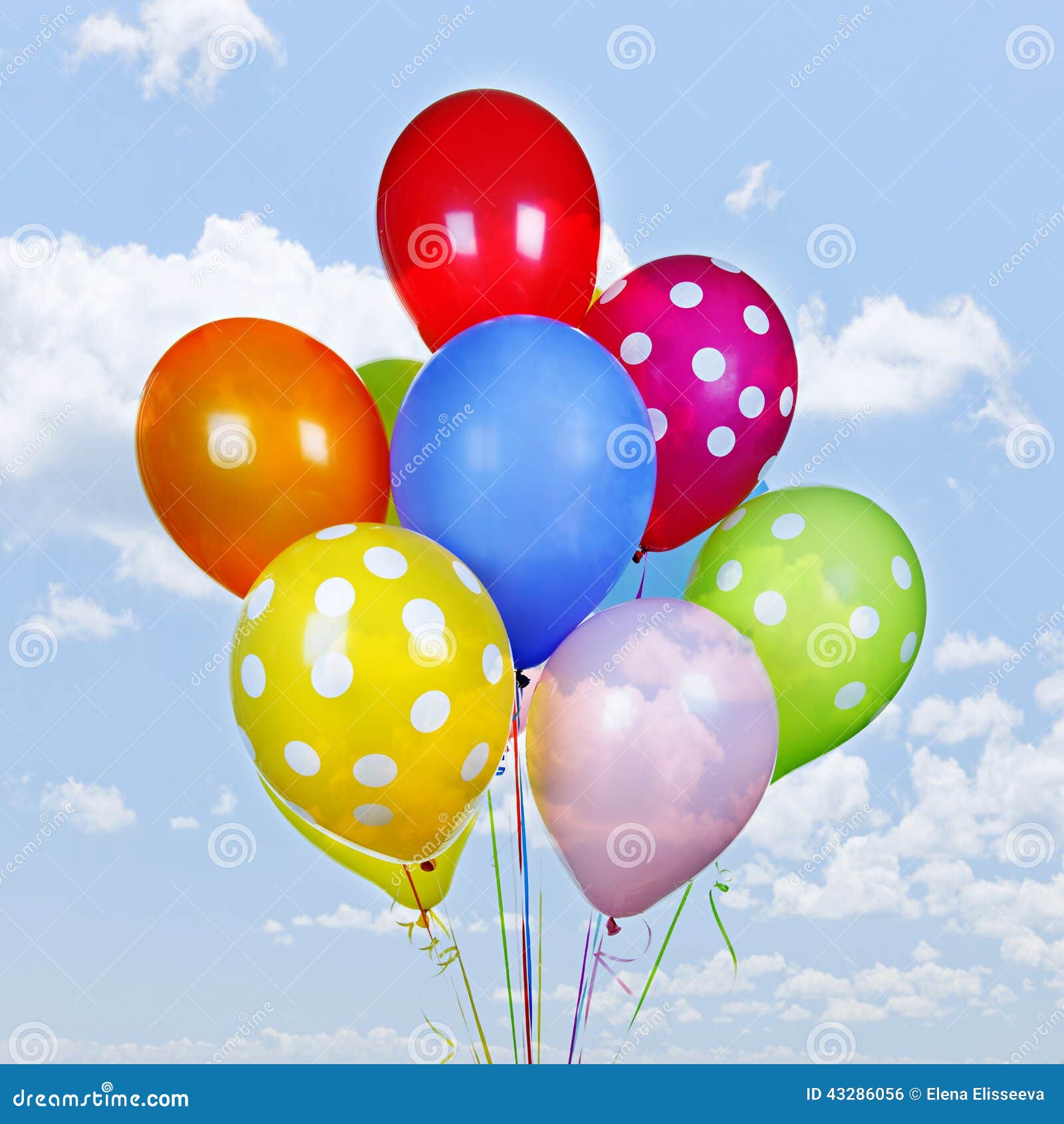 Bunte Ballone Auf Blauem Himmel Stockfoto - Bild von gelegenheit ...