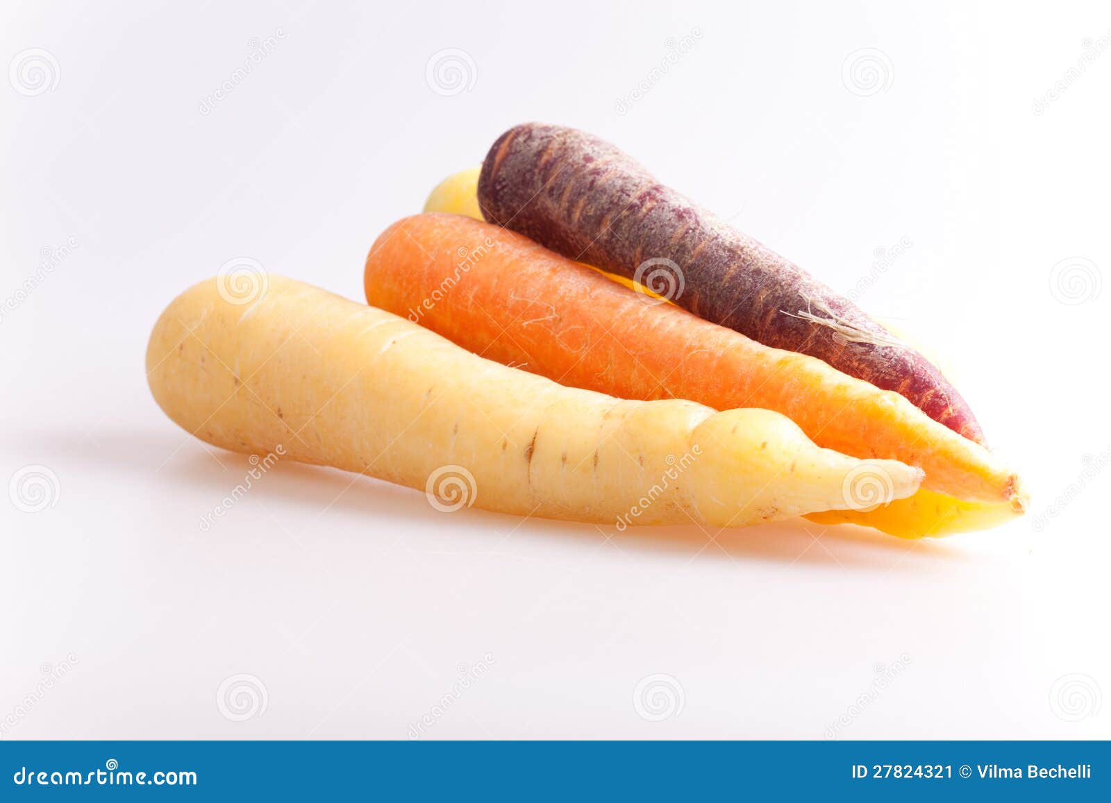 Bunte Karotten stockbild. Bild von mehrfarben, nahrung - 27824321