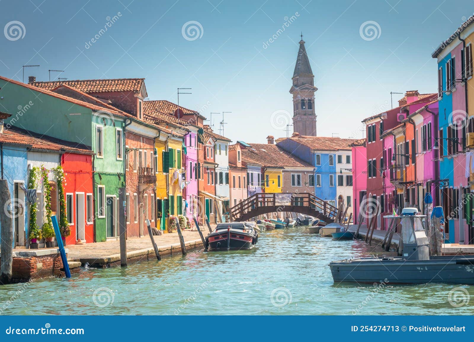 Burano Island Canal, Colorful Houses and Boats, Venetian Lagoon, Italy ... Burano Island Canal, Colorful Houses and Boats, Venetian Lagoon, Italy ...