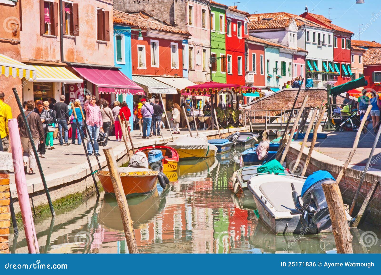 Burano Island, Venice editorial photo. Image of venice - 25171836