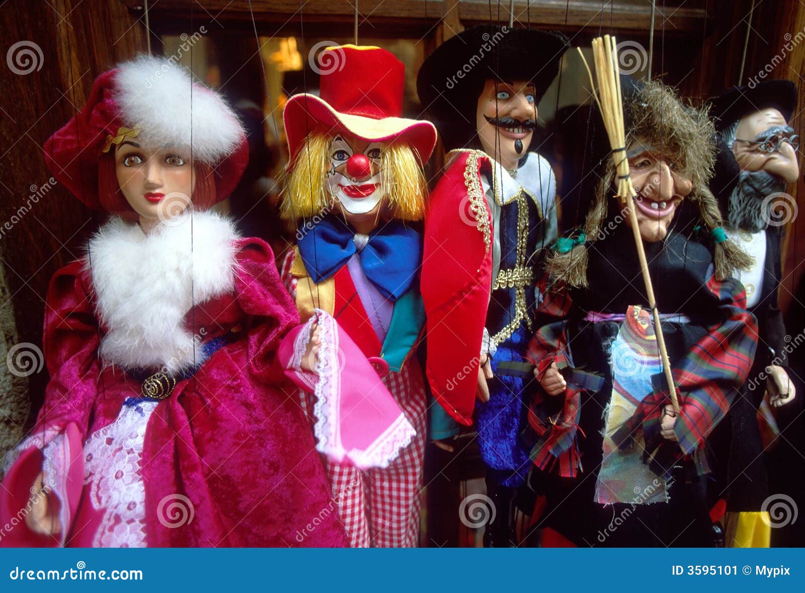 Burattini delle marionette immagine stock. Immagine di animazione - 3595101