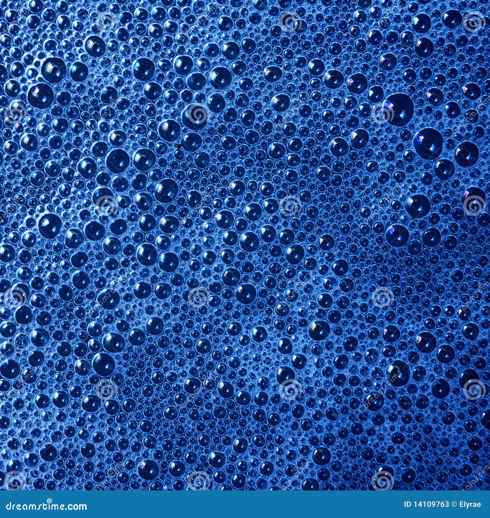 Burbujas azules imagen de archivo. Imagen de primer, aire - 14109763