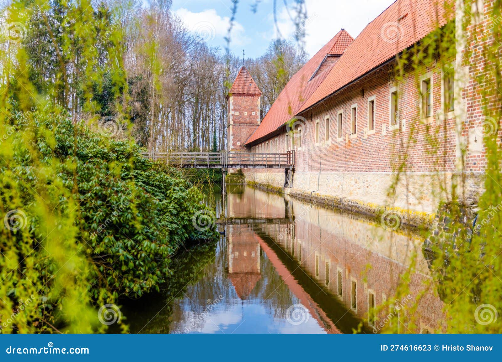 Burg Hulshoff, Munster, Castle and Park Stock Image - Image of europa ...