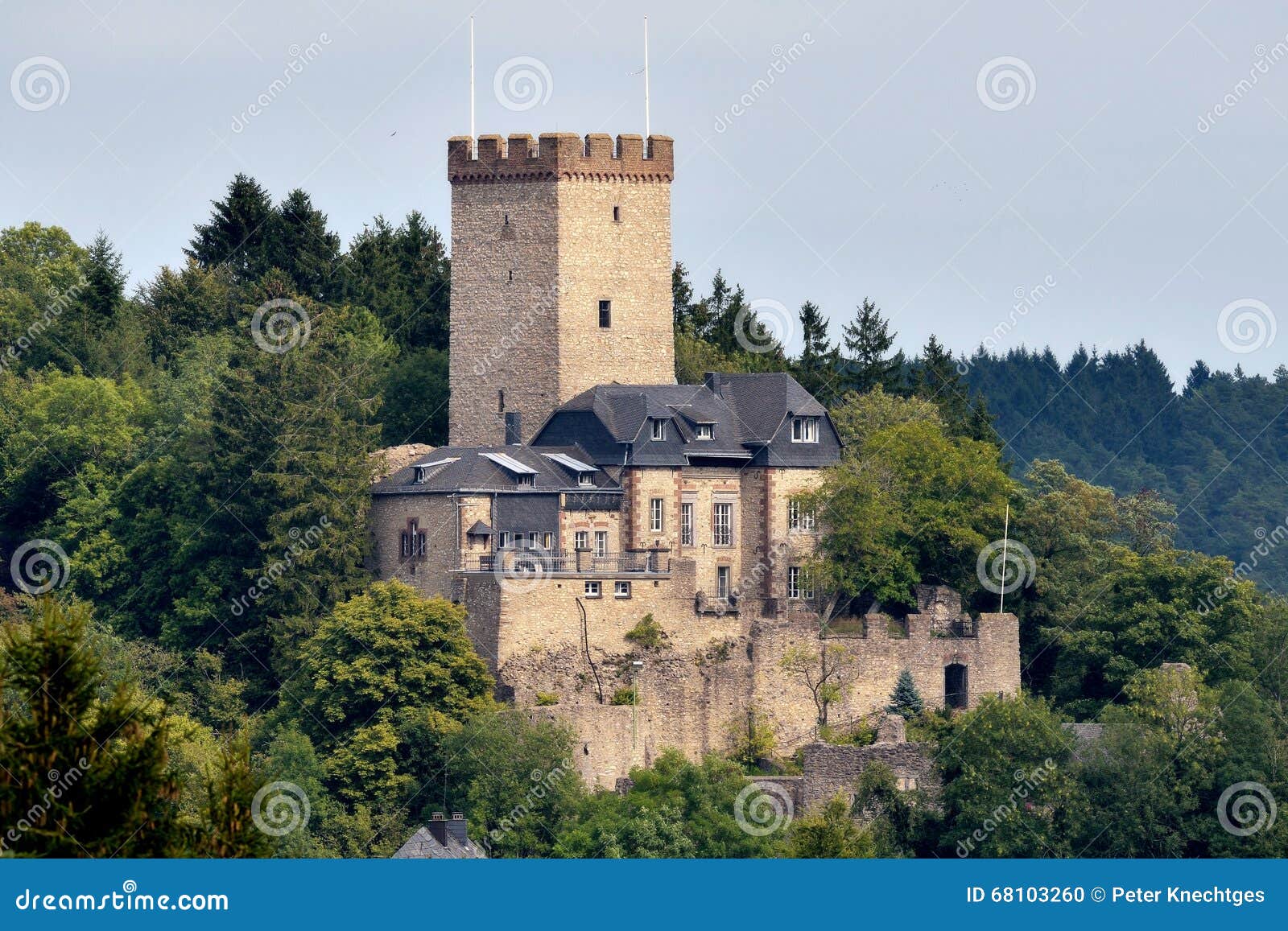 Burg Kerpen stock photo. Image of altitude, burg, spur - 68103260