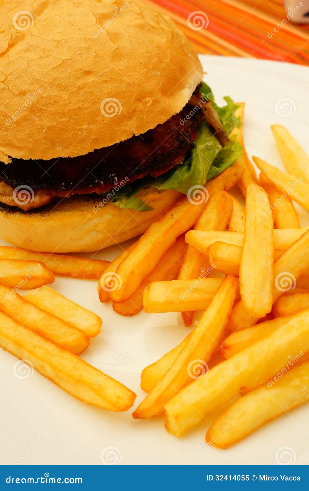 Burger and frites stock image. Image of hamburger, fast - 32414055