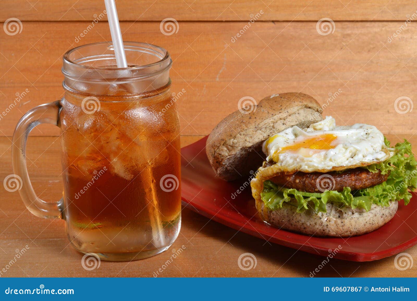 Burger and iced tea stock image. Image of cocktail, iced - 69607867