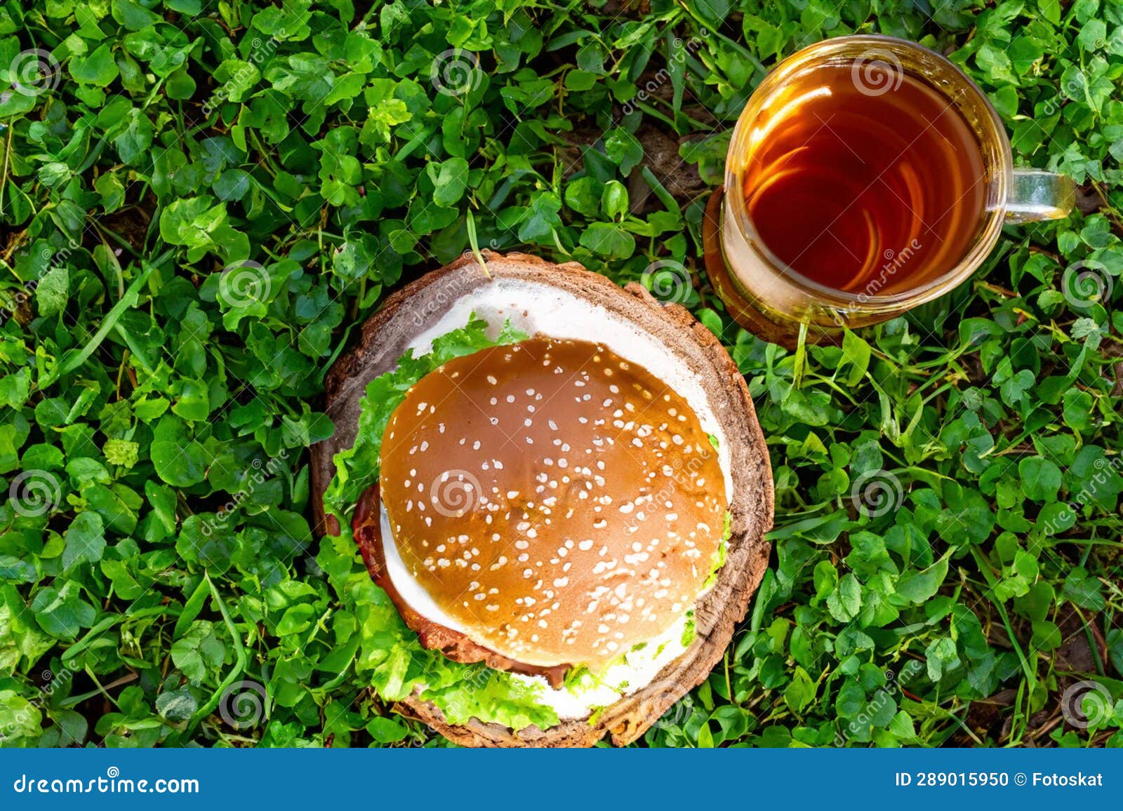 Burger and Tea stock illustration. Illustration of eatery - 289015950