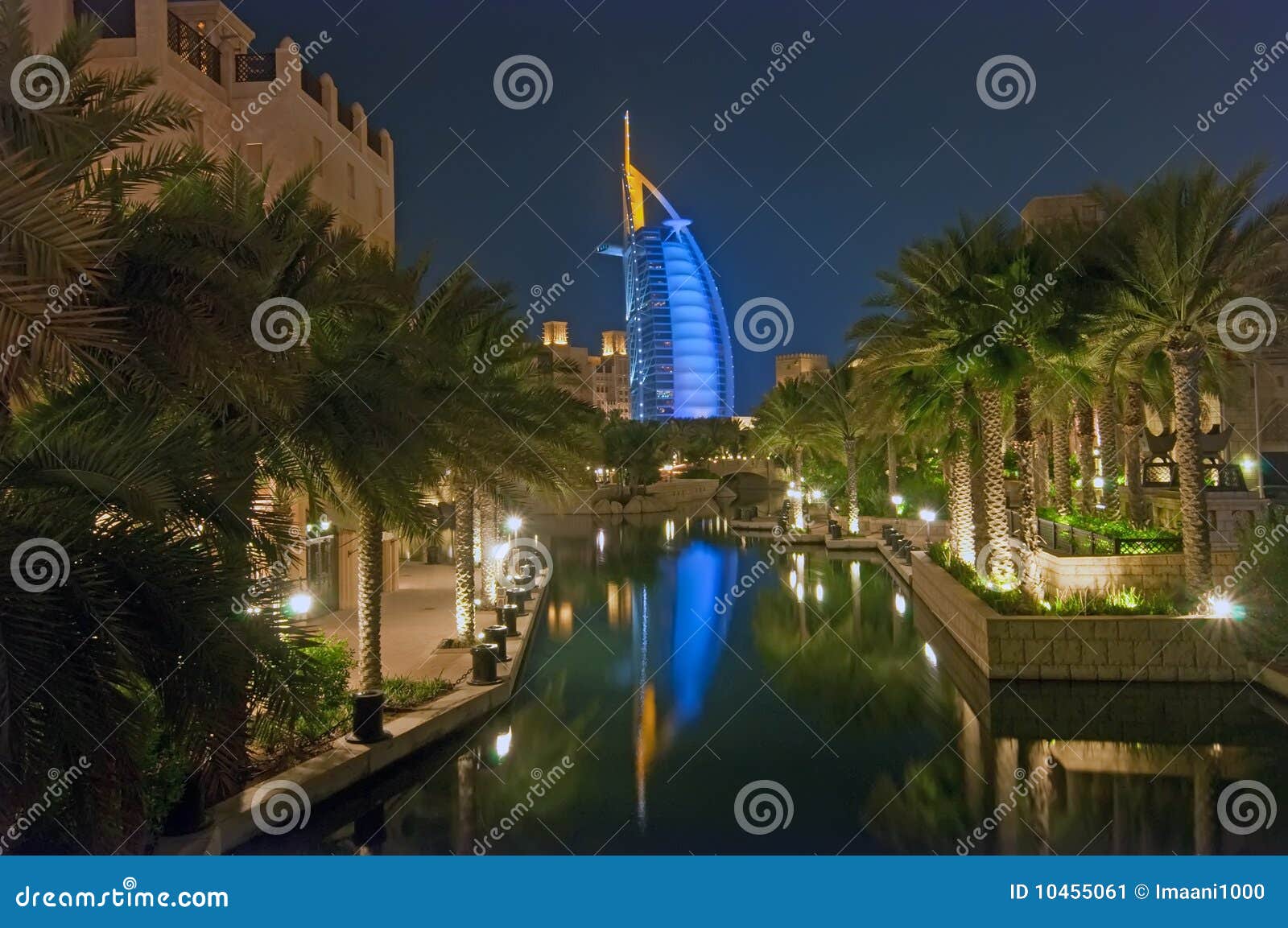 Burj Al Arab at night editorial photo. Image of dubai - 10455061
