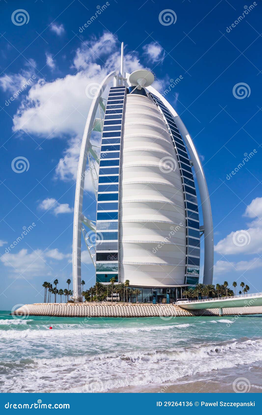 Burj Al Arab, Sail-shaped Hotel Editorial Photo - Image of cloud ...