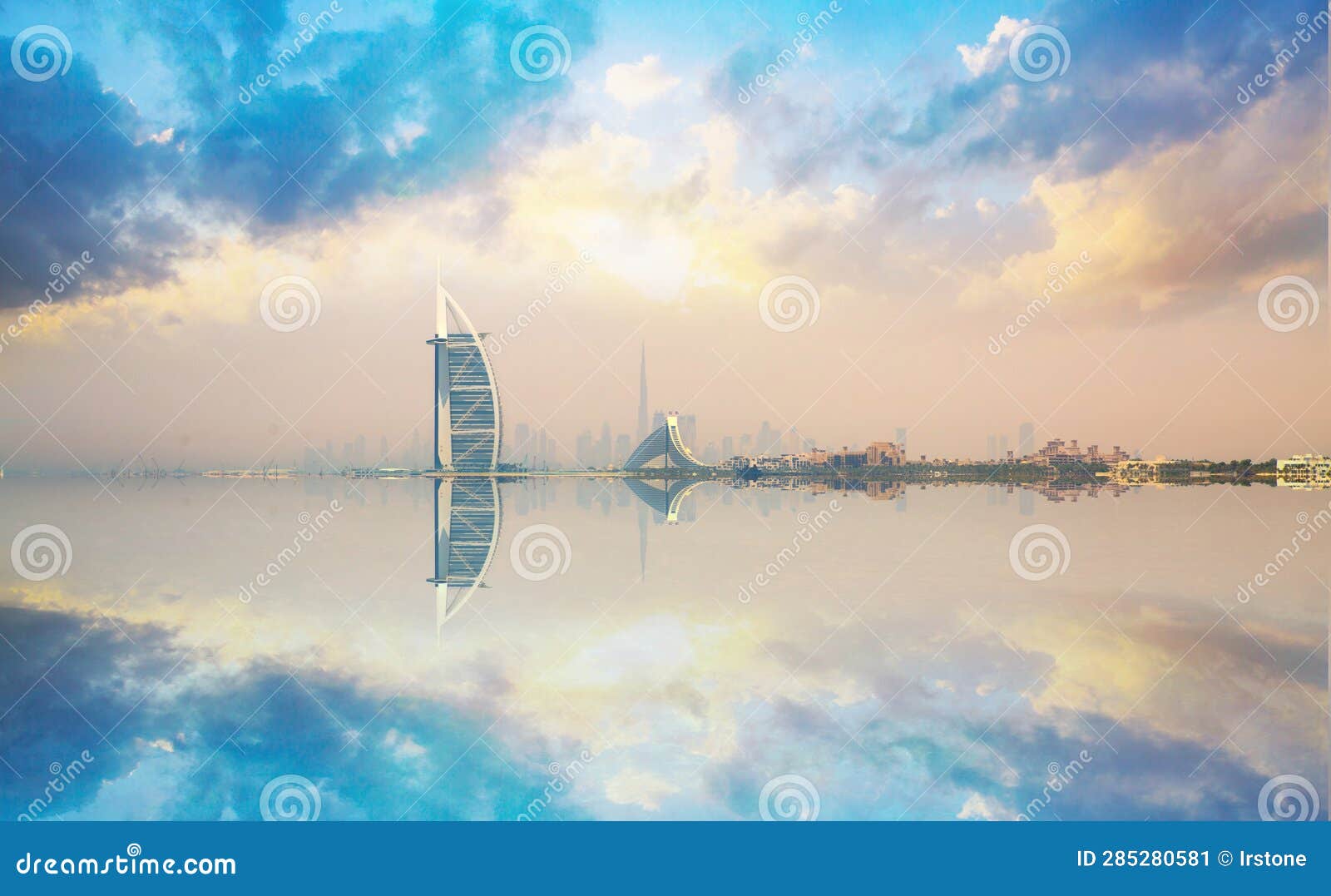 Burj Al Arab View from the Sea Editorial Photo - Image of front, coast ...
