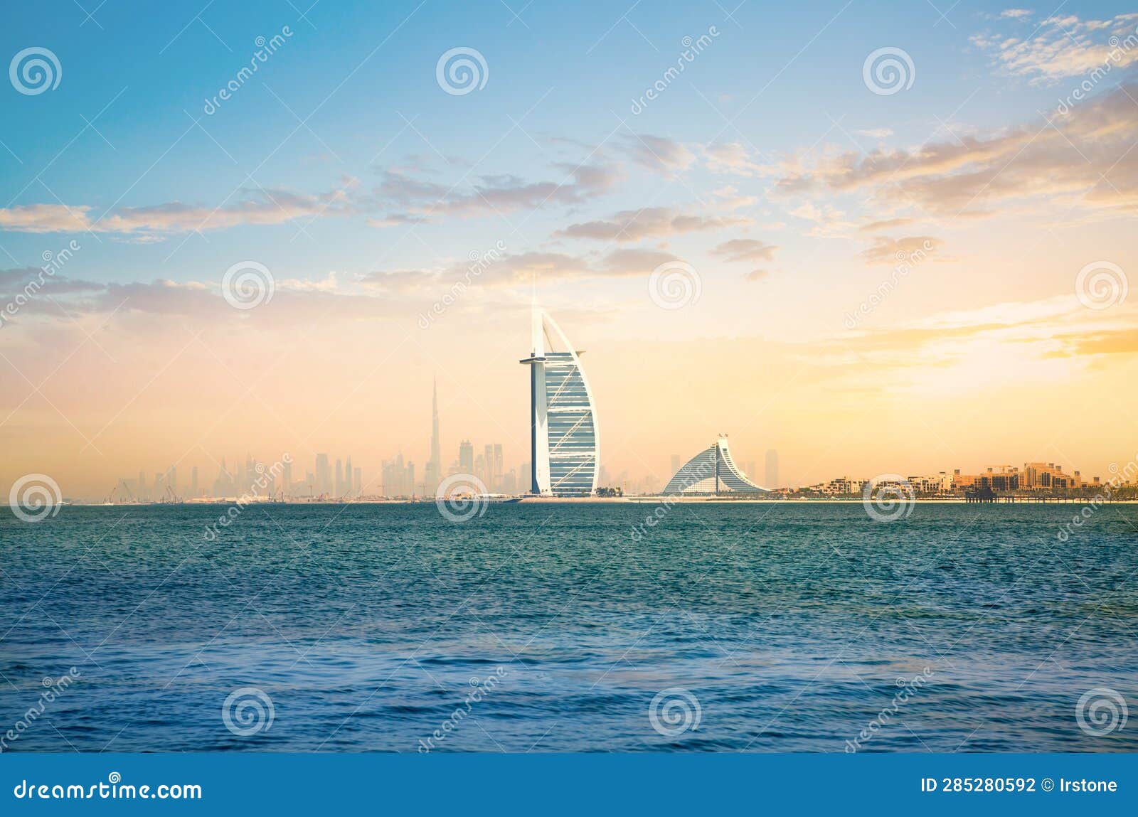 Burj Al Arab View from the Sea Editorial Photography - Image of ...