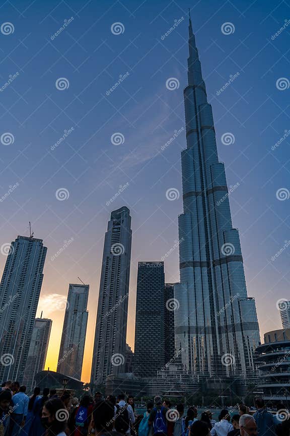 Burj Khalifa editorial photo. Image of glass, architecture - 295500346