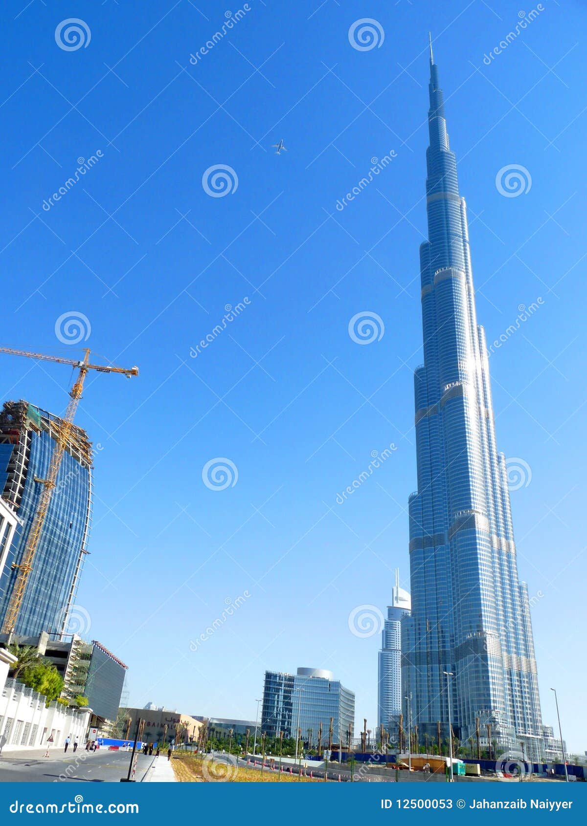 Burj Khalifa Dubai editorial stock photo. Image of tower - 12500053