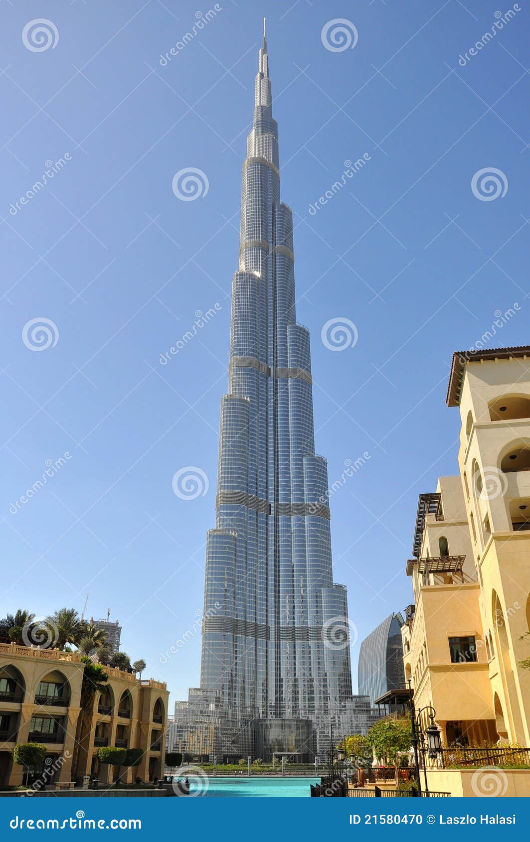 Burj Khalifa, Dubai, UAE editorial image. Image of island - 21580470