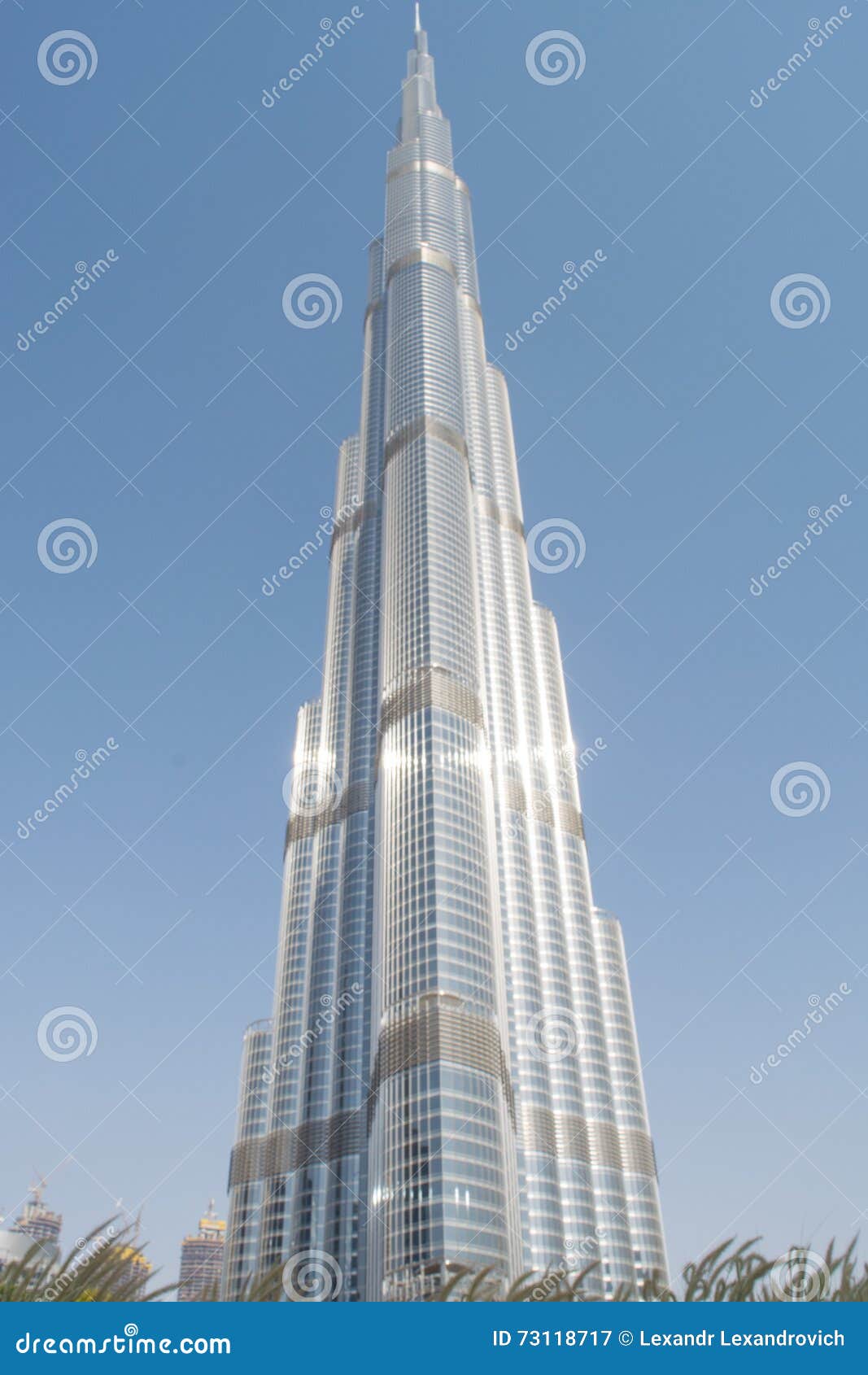 Burj Khalifa Tower Front View Editorial Photography - Image of building ...