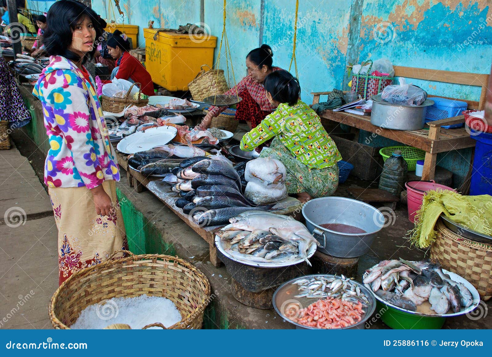 Burmese market editorial photo. Image of shopping, vacation - 25886116