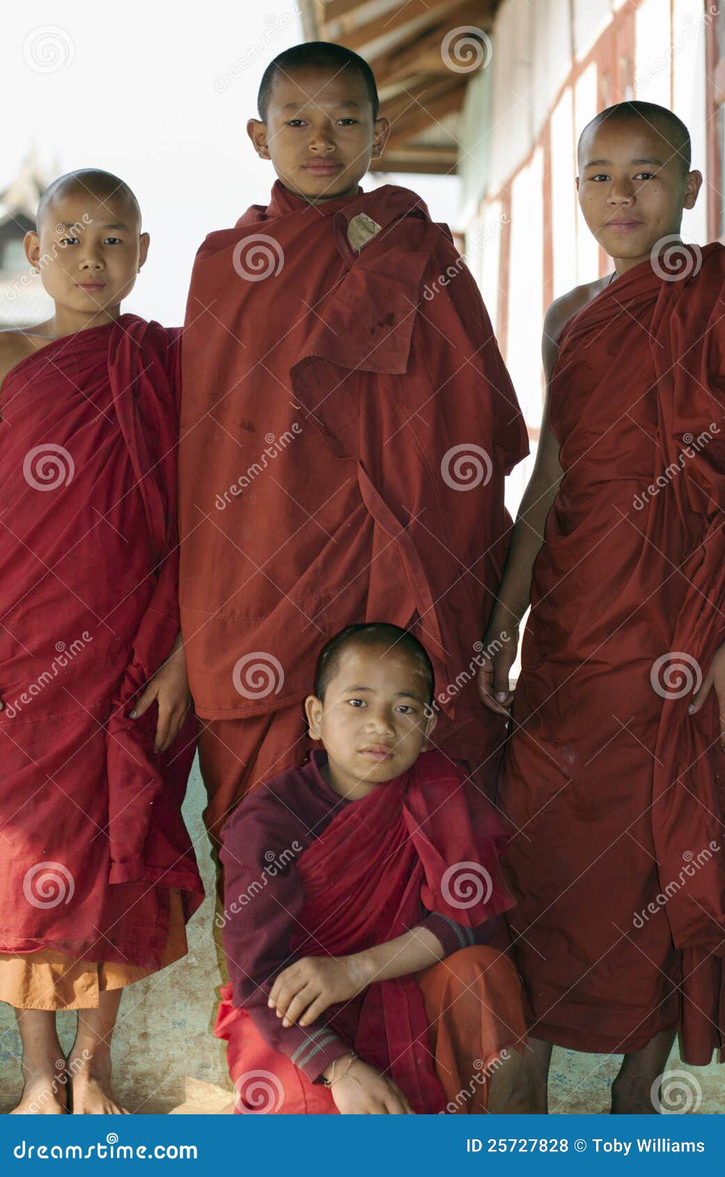 Burmese Novice Buddhist Monks Editorial Stock Photo - Image of shan ...